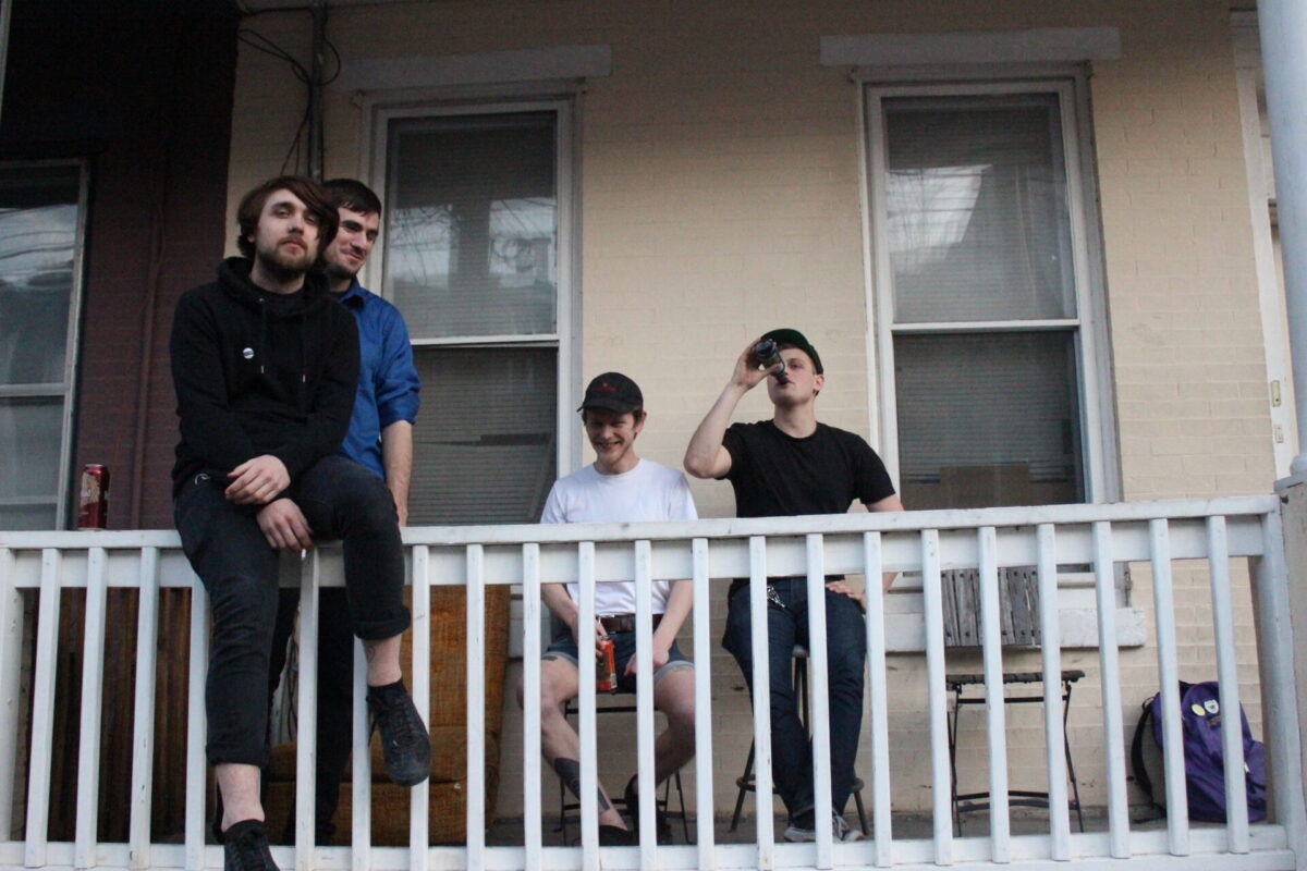 Meet Clique: An emo punk band taking over Philadelphia basement shows ...
