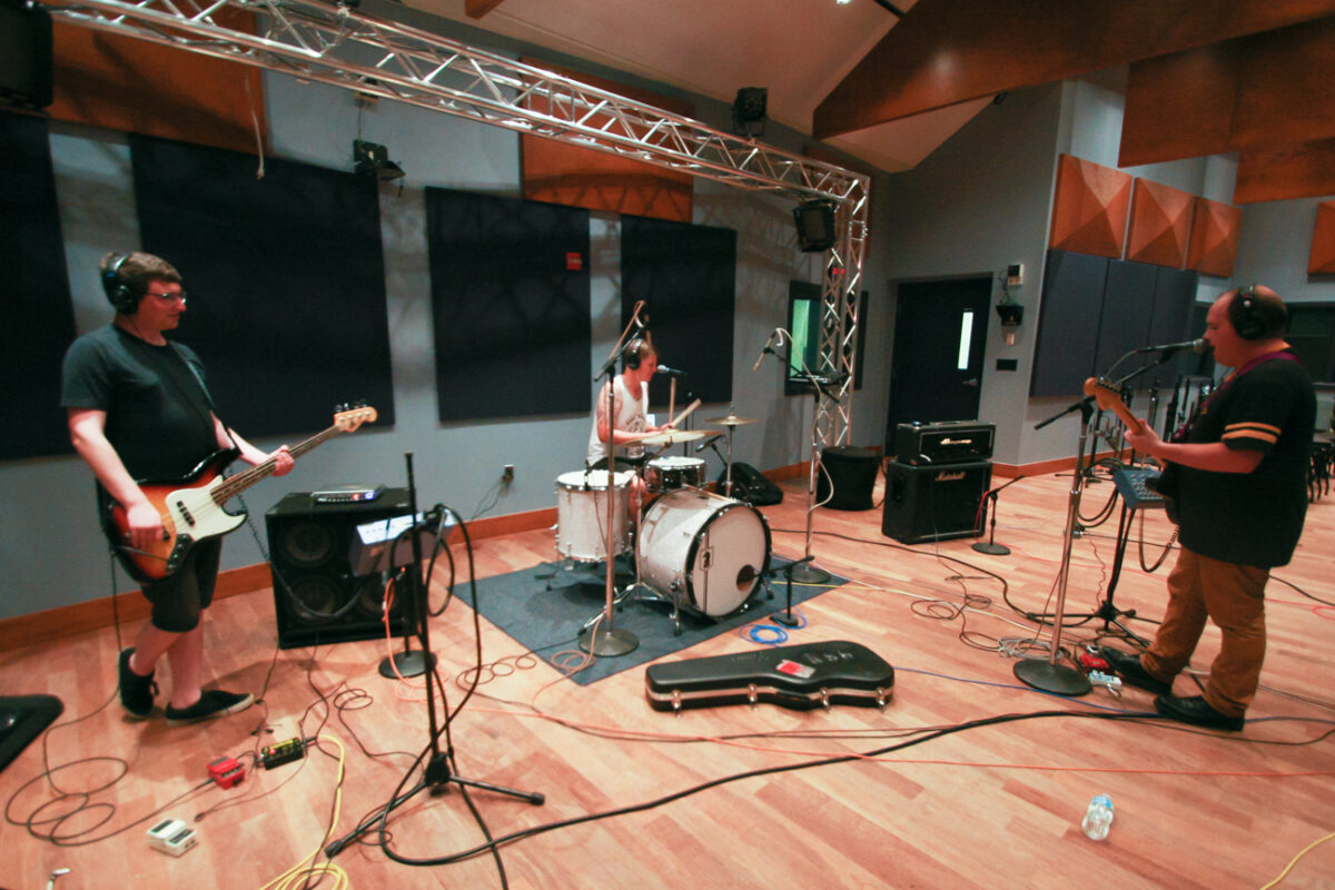 The Key Studio Sessions: Spraynard - WXPN | Vinyl At Heart