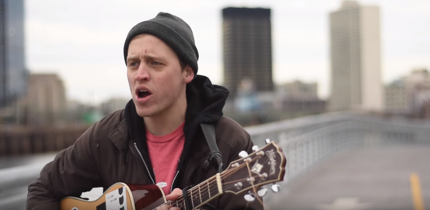 Curtis Cooper performs "The Effect" for a Random Tea Session