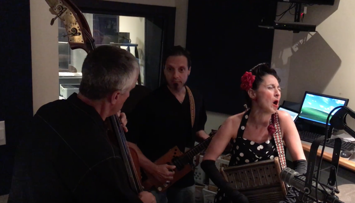 Watch April Mae and the June Bugs perform on the XPN Folk Show