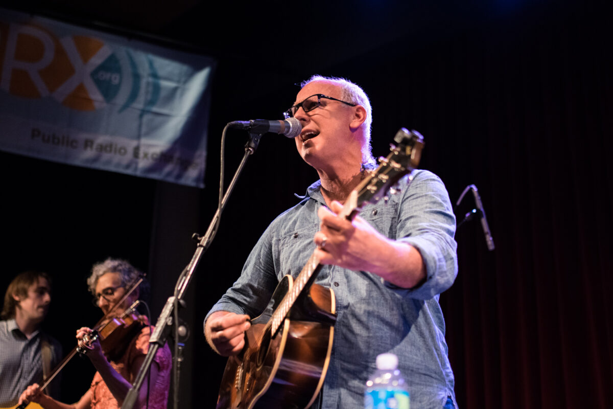 NonCOMM recap: Greg Graffin swaps punk anthems for folk jams - WXPN ...