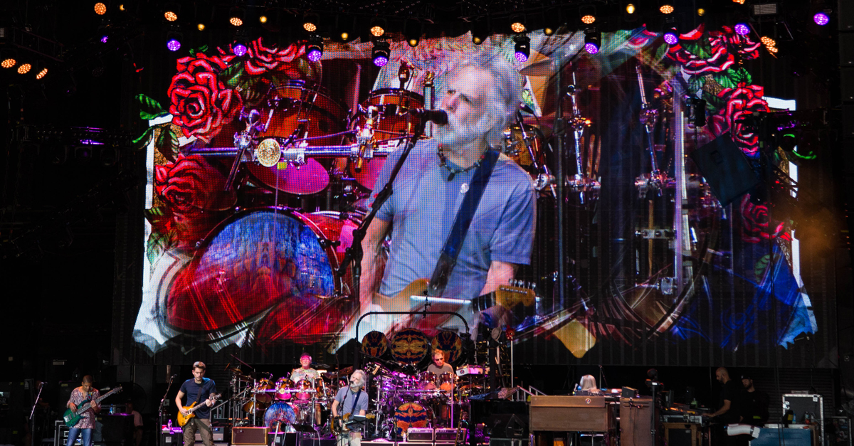 What Makes the Grateful Dead So GREAT Anyway? Dan and Dan debate on a ...