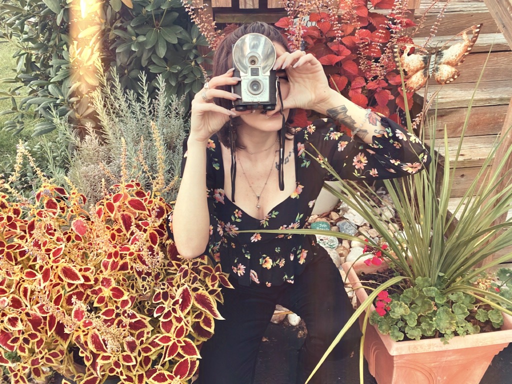 Resilient's Erin Fox reflects on self-perception in new solo track ...