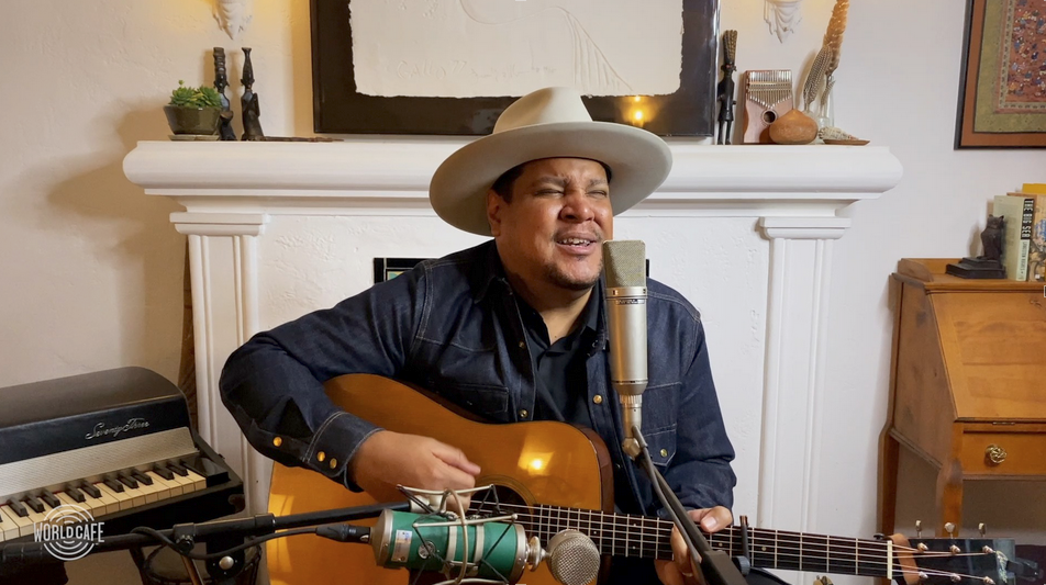 Chris Pierce - 4 Song Set (World Cafe At Home) - WXPN | Vinyl At Heart