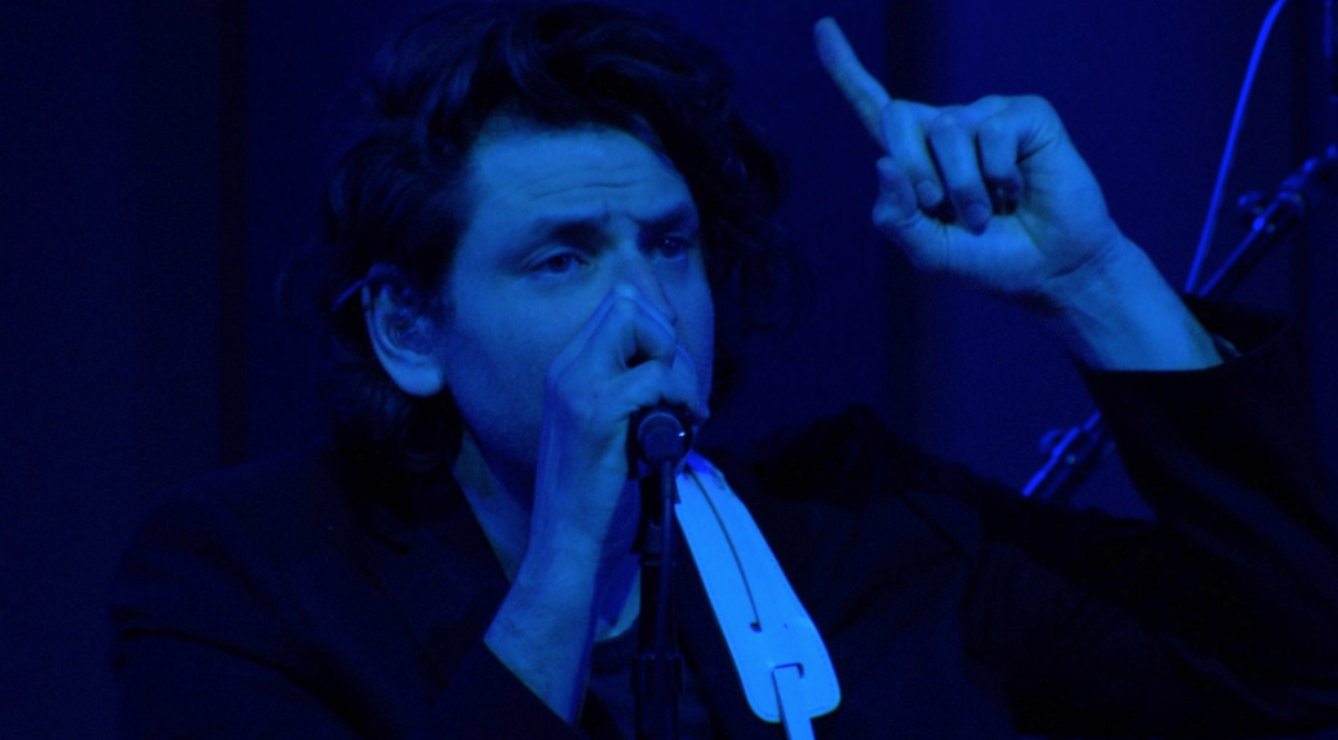 Lo Moon: "Dream Never Dies" (World Cafe Session) - WXPN | Vinyl At Heart