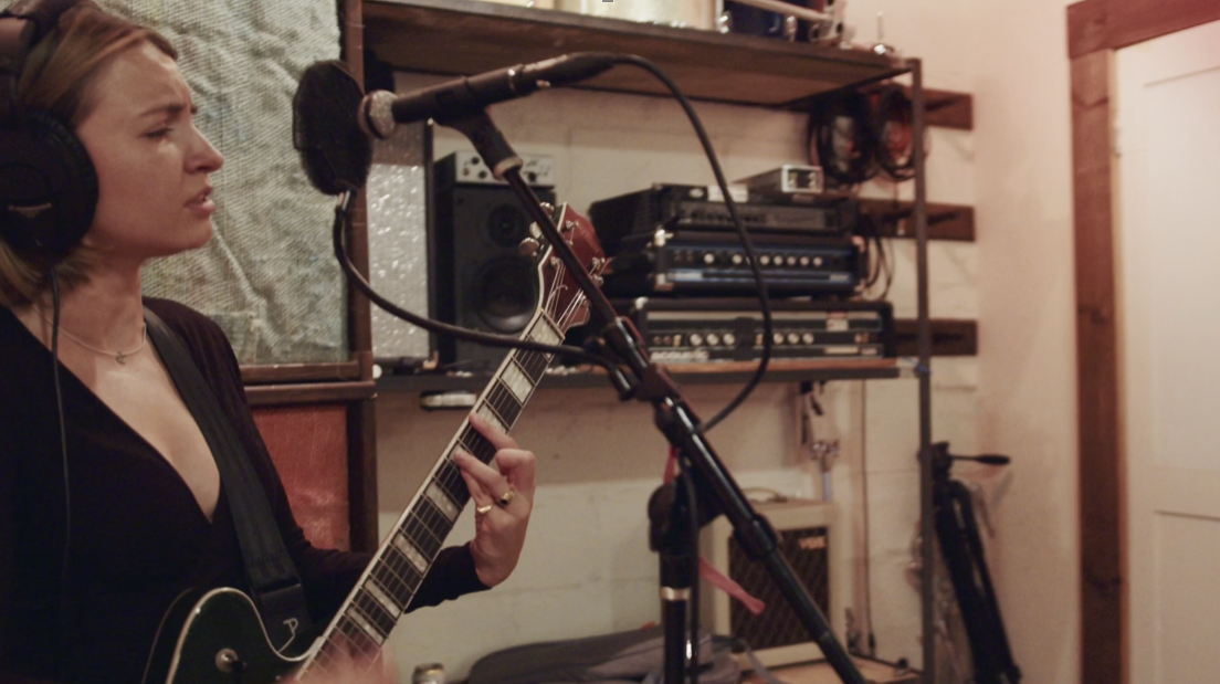 Why Bonnie: "90 In November" (Live at Living Room) - WXPN | Vinyl At Heart