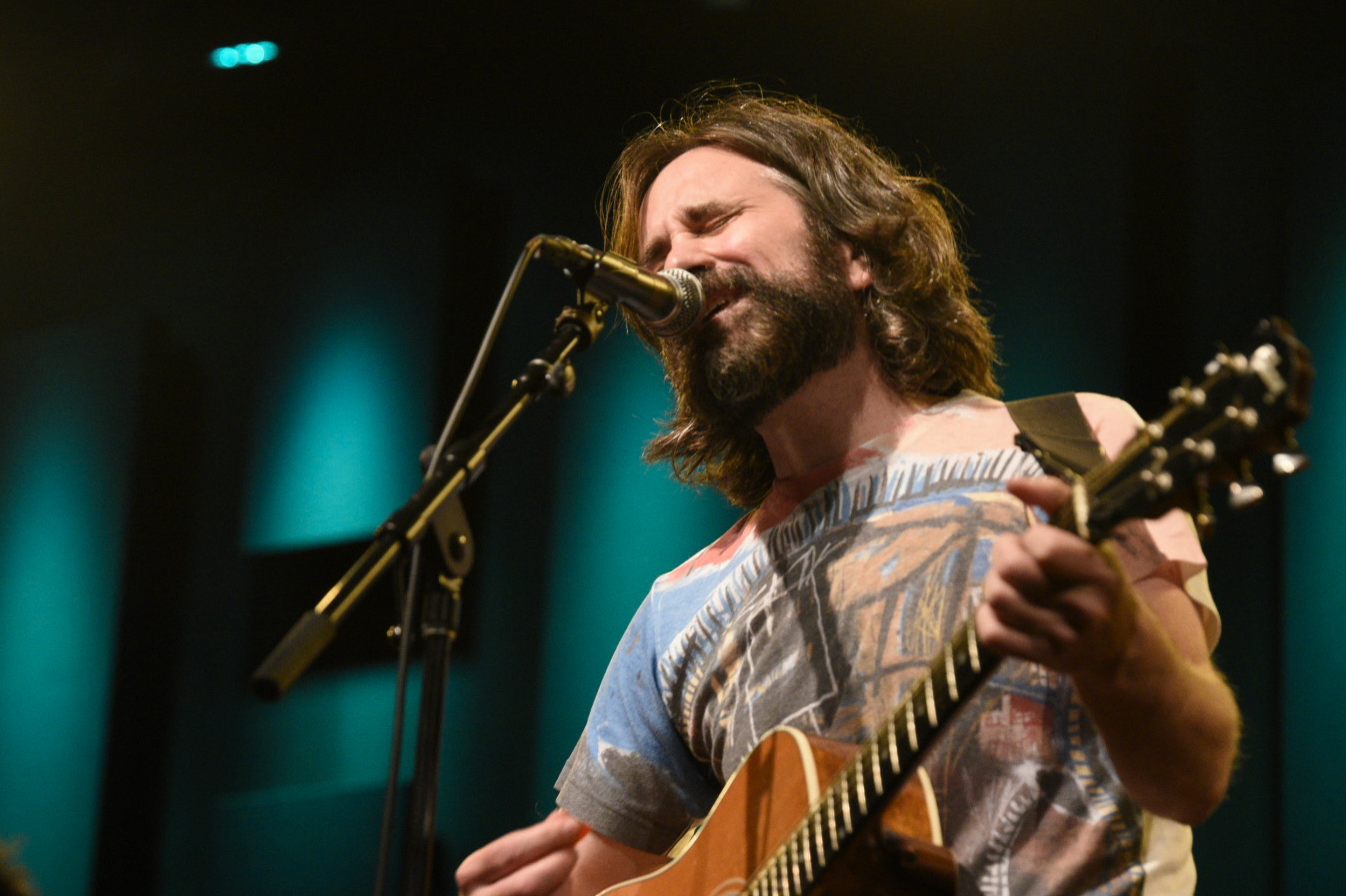 Don McCloskey's high energy set has the Free at Noon crowd on its feet ...