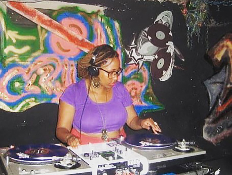 Creating community with Philly's DJ Aura - WXPN | Vinyl At Heart