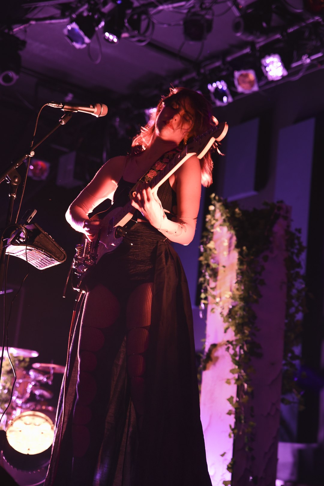 Honesty and Intimacy: Kimbra brings Valentine's Day blessings to Philly ...