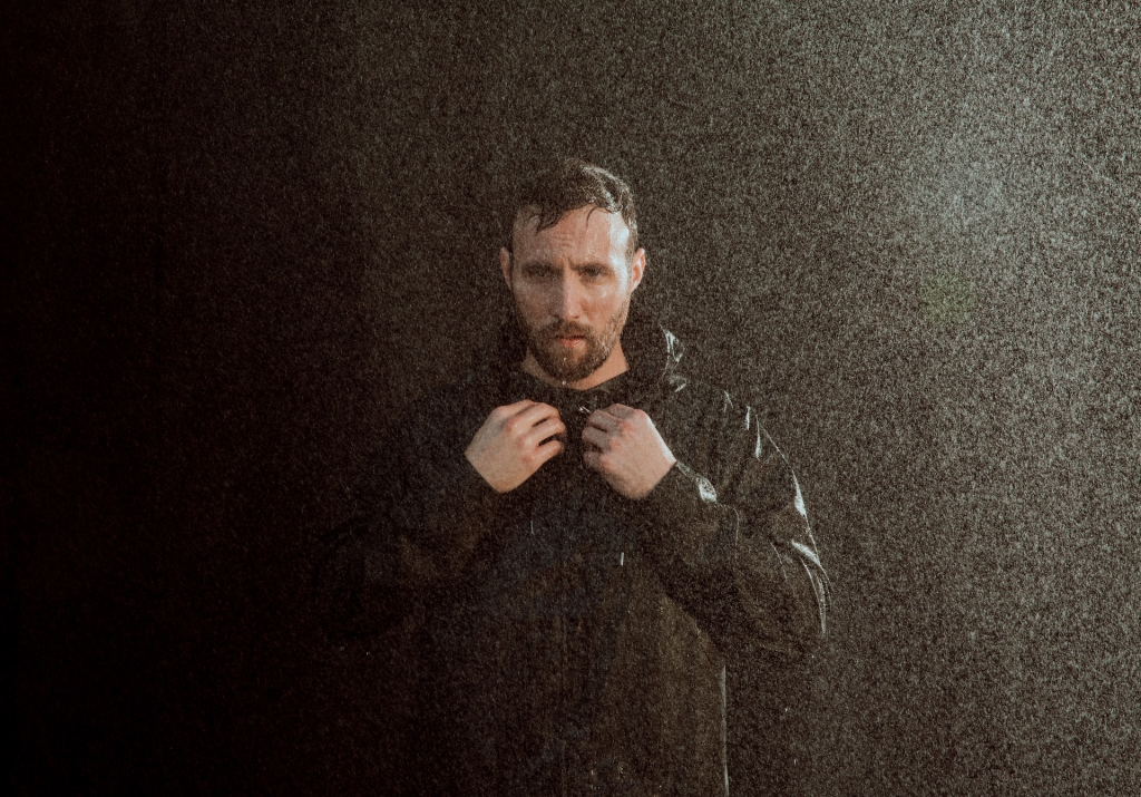 Ruston Kelly tore it all down on his new album — so he could build ...