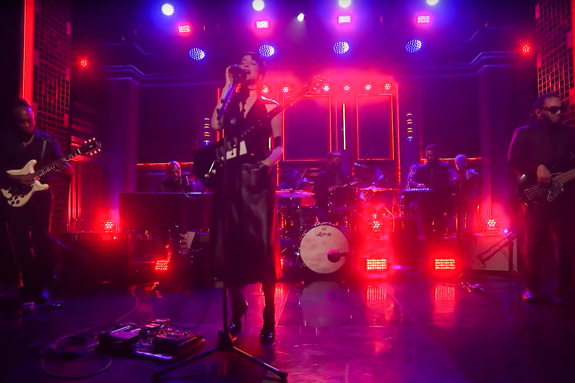 Watch St. Vincent and The Roots cover Portishead's "Glory Box" on Jimmy ...