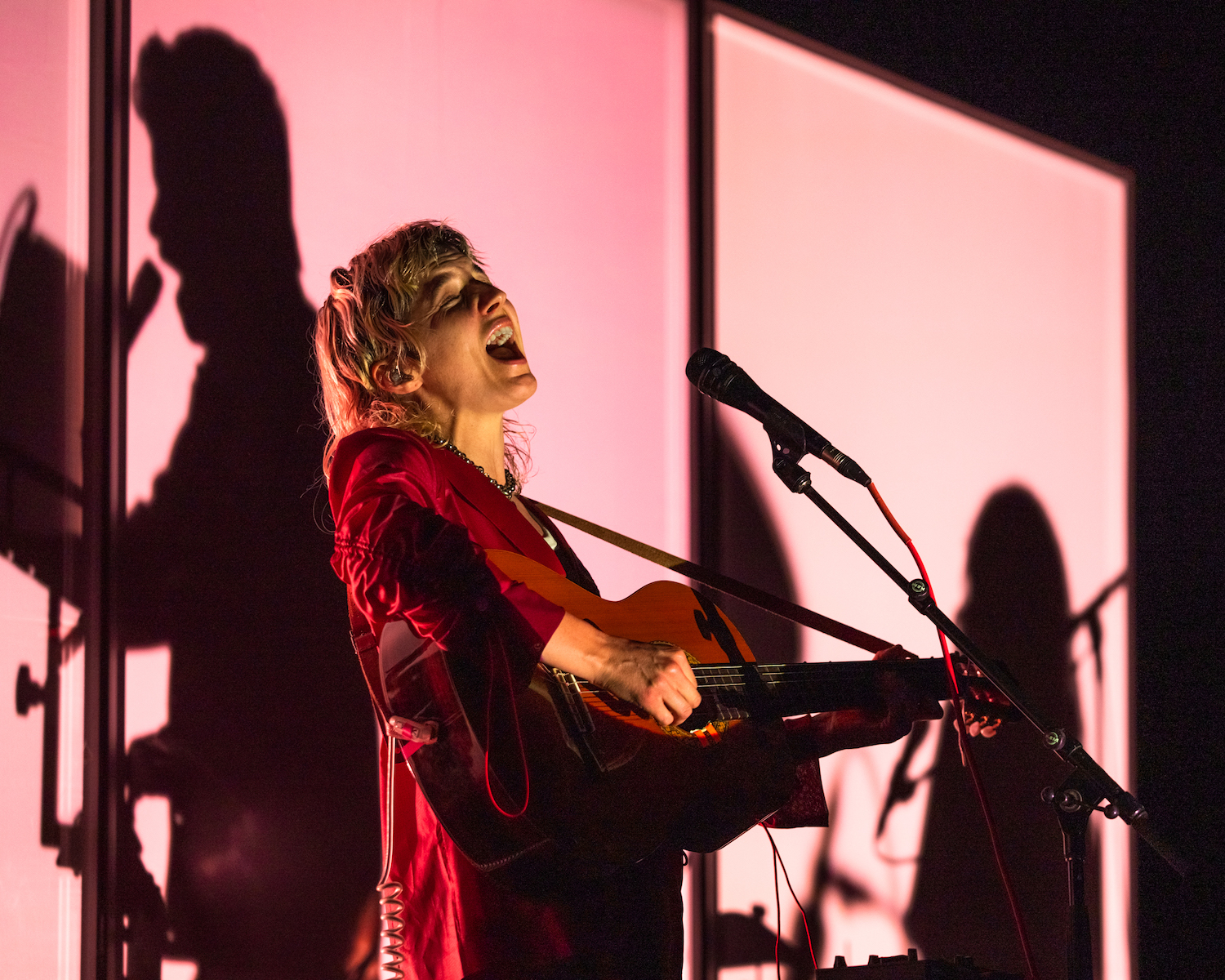 11 concerts to see this week, including Caroline Rose, Richard Thompson ...