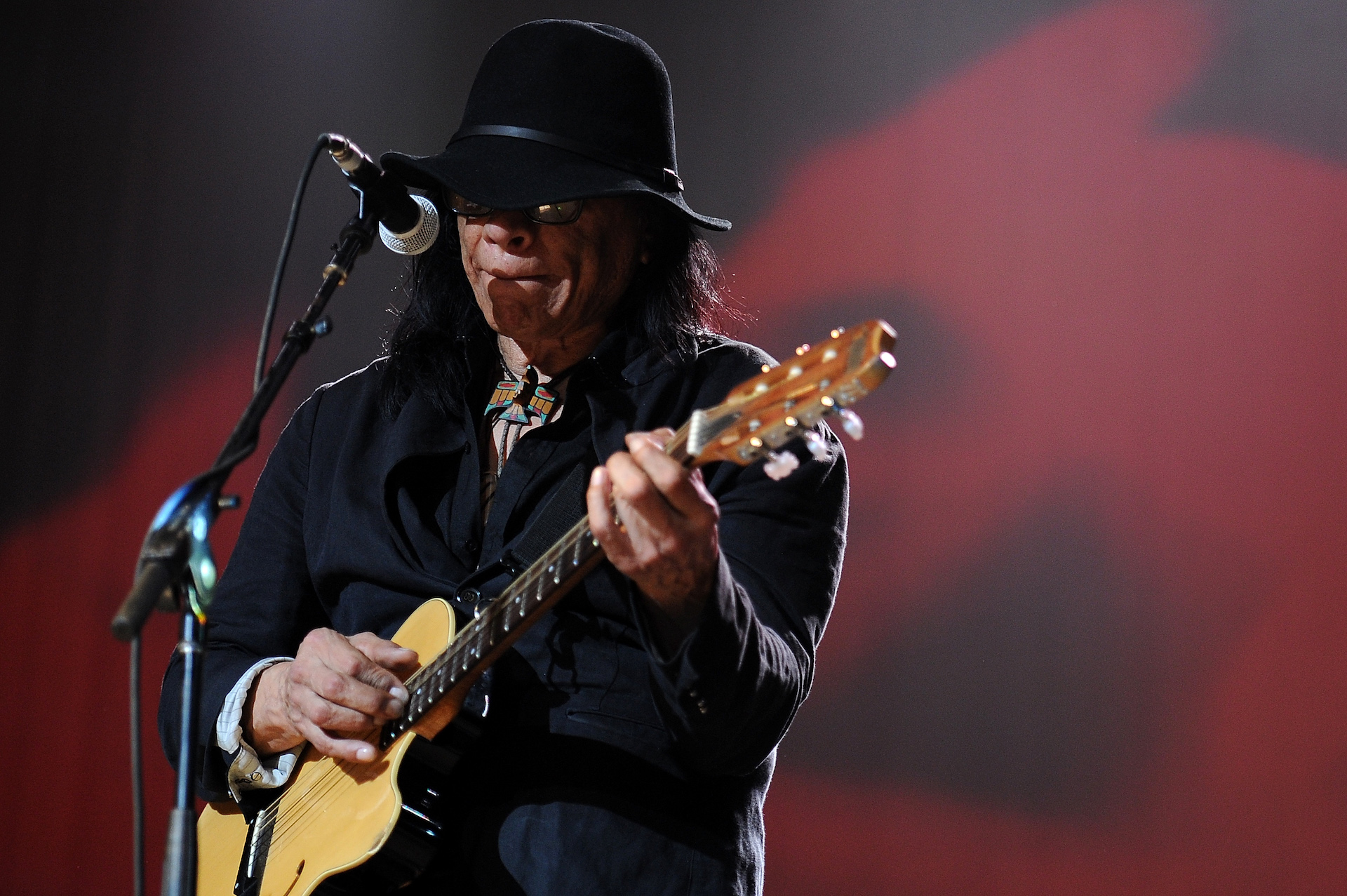 Sixto Rodriguez, subject of ‘Searching For Sugar Man’ documentary, dies ...