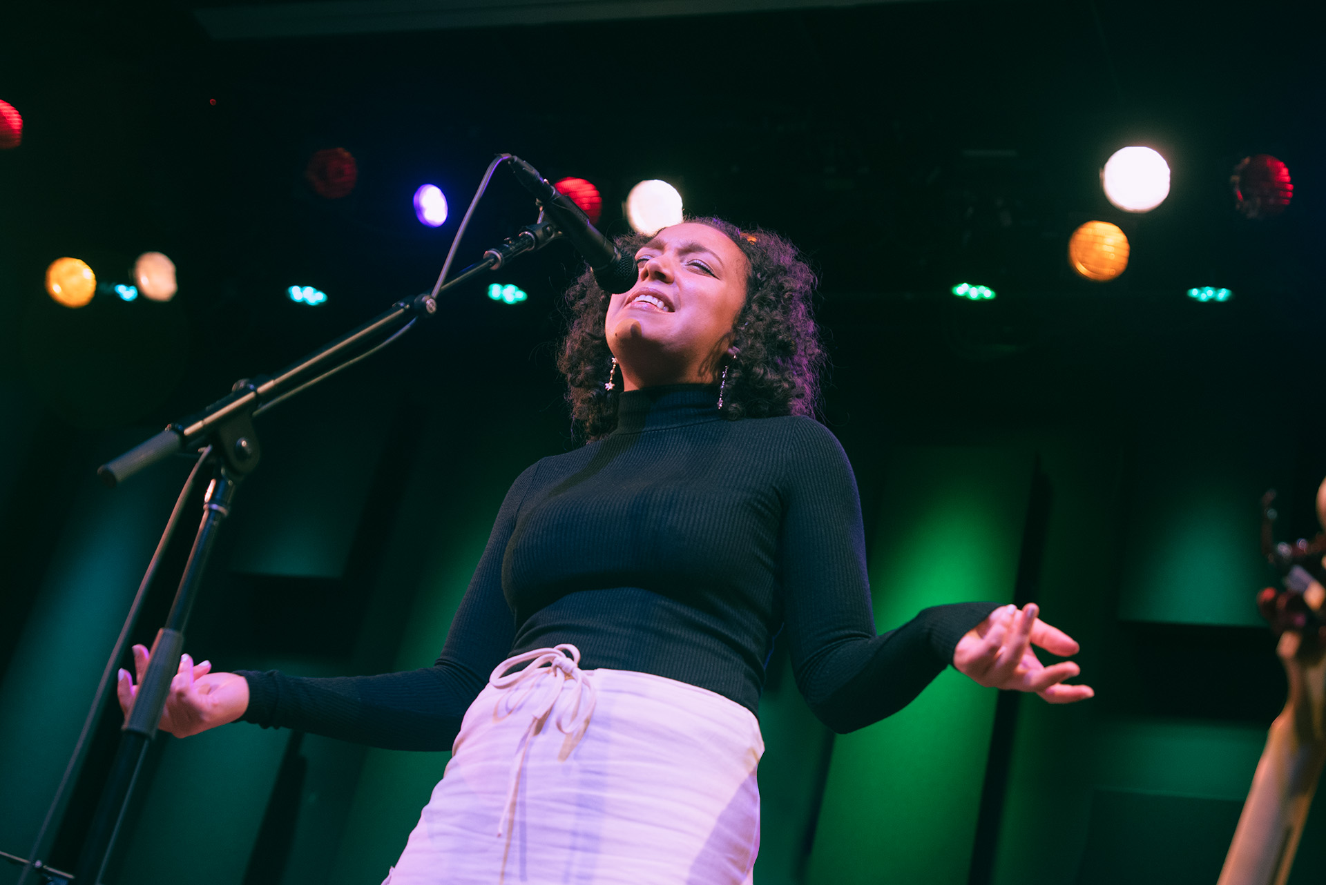 Julia Pratt takes Free At Noon on an emotional journey - WXPN | Vinyl ...