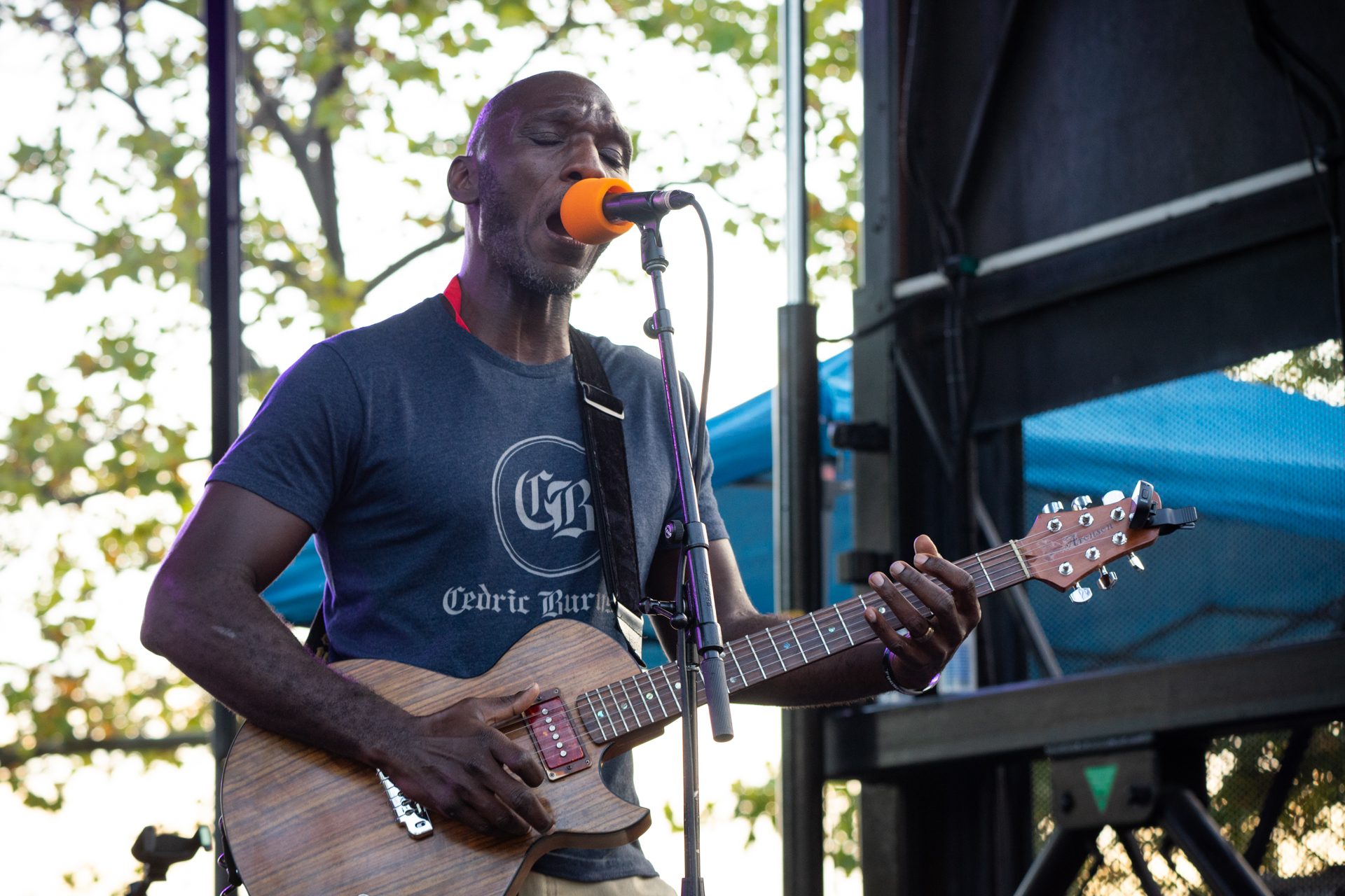 Cedric Burnside takes the XPNFest marina stage on a sonic trip to ...