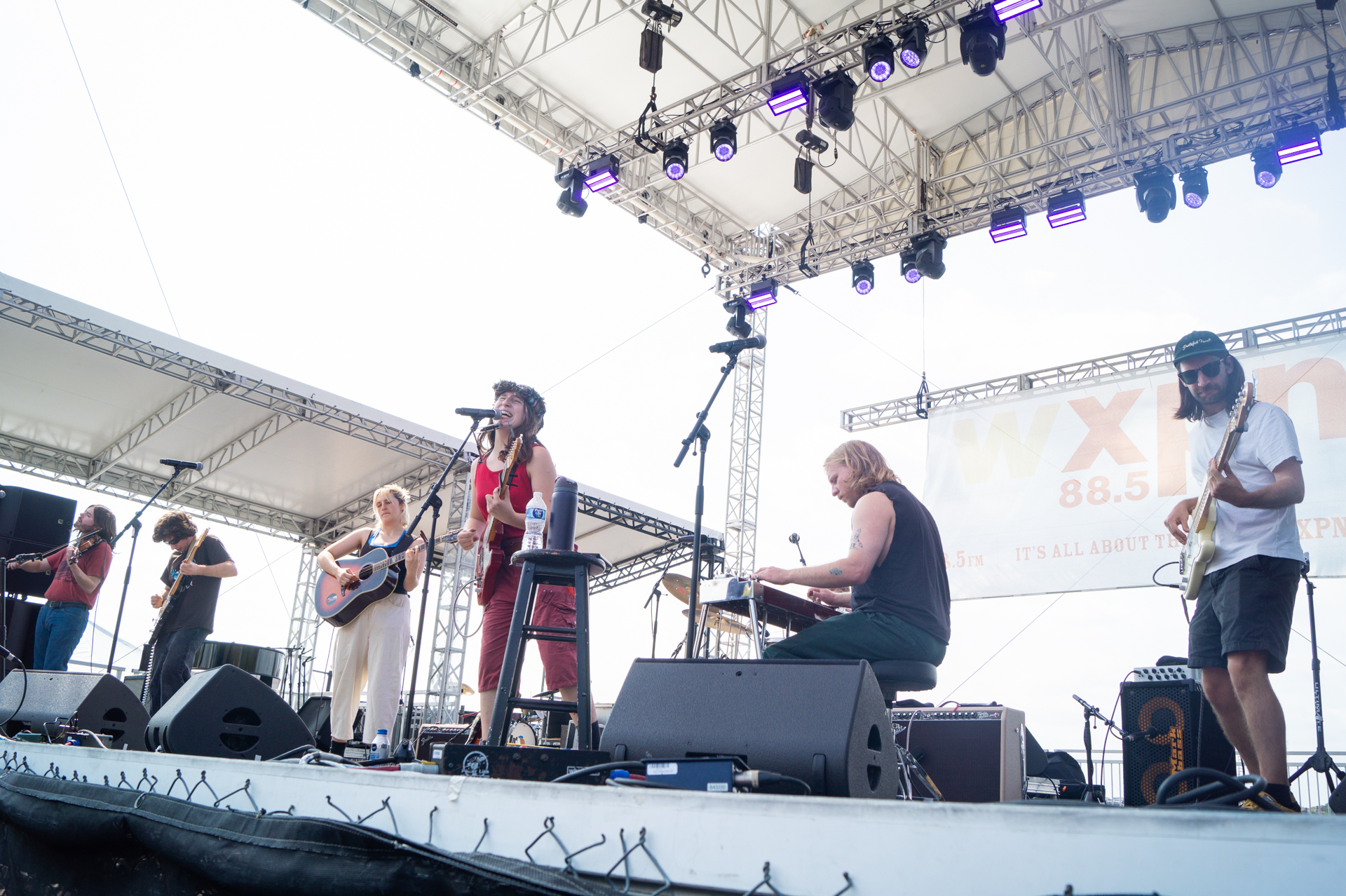 Florry breaks out the country twang at XPNFest - WXPN | Vinyl At Heart