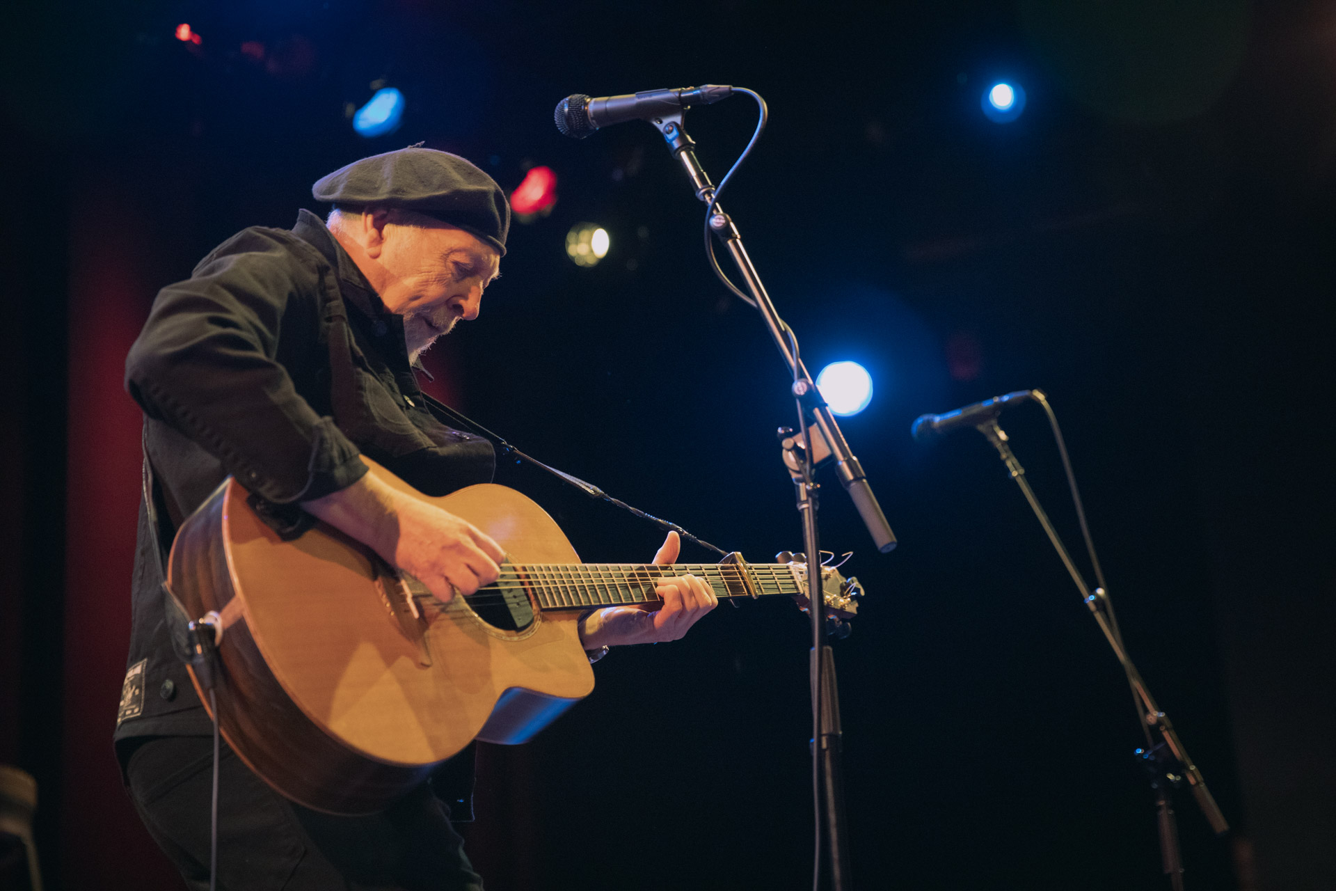 Richard Thompson charms the sold-out Free at Noon crowd at World Cafe ...