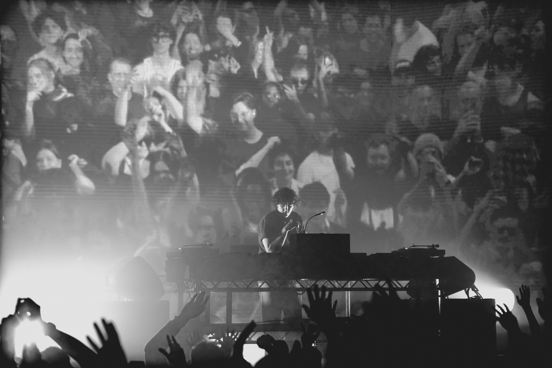 Jamie xx leads triumphant comeback tour to Franklin Music Hall - WXPN ...