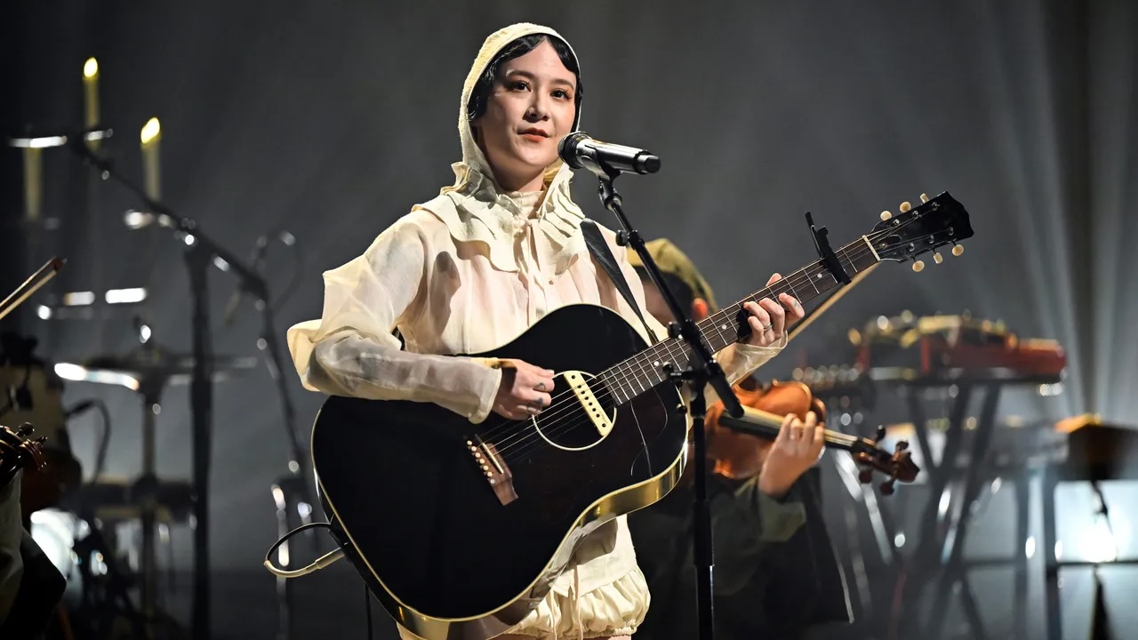 Watch Japanese Breakfast play "Orlando In Love" on Fallon - WXPN ...