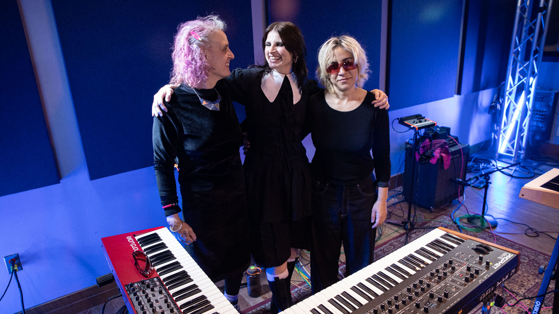 Indie Rock Hit Parade Live Session: Lou Tides - WXPN | Vinyl At Heart